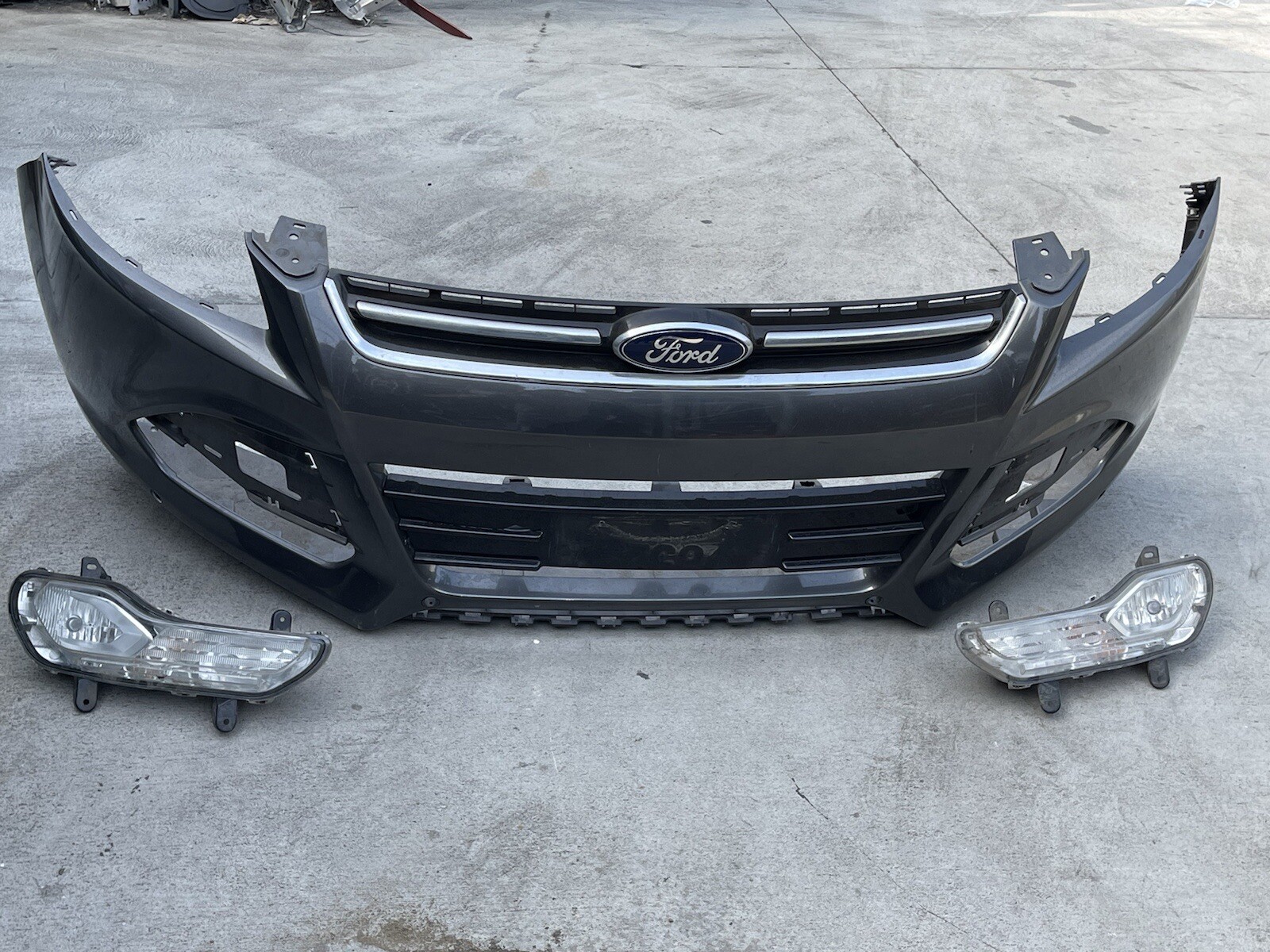 2013 2014 2015 2016 FORD ESCAPE TITANIUM FRONT BUMPER W/BALANCE OEM NO ...