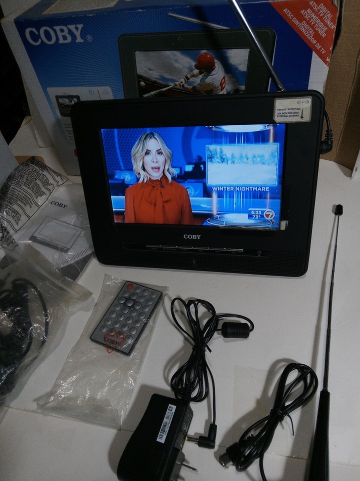 COBY Portable Digital LCD TV TFTV992 Lightly Used in Excellent ...