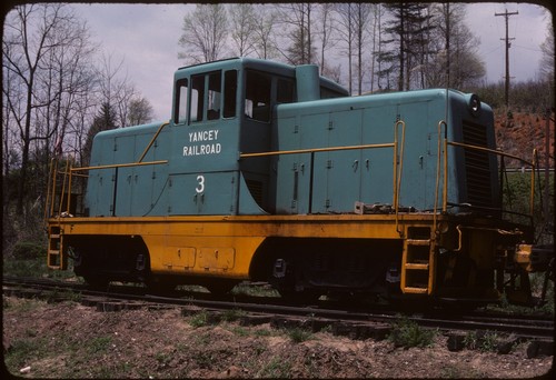 BH.BI02.B05.131 Original Slide Yancee Railroad GE 65-Ton Center Cab #3 ...