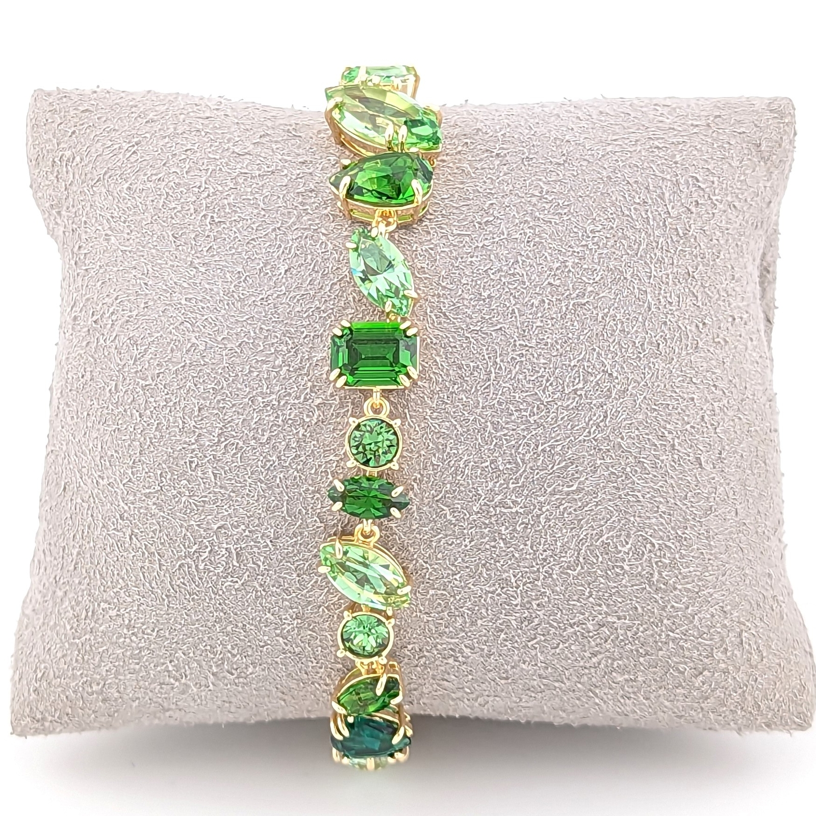 Swarovski Crystal Gema Bracelet, Mixed Cuts, Green, Gold-Tone Plated ...