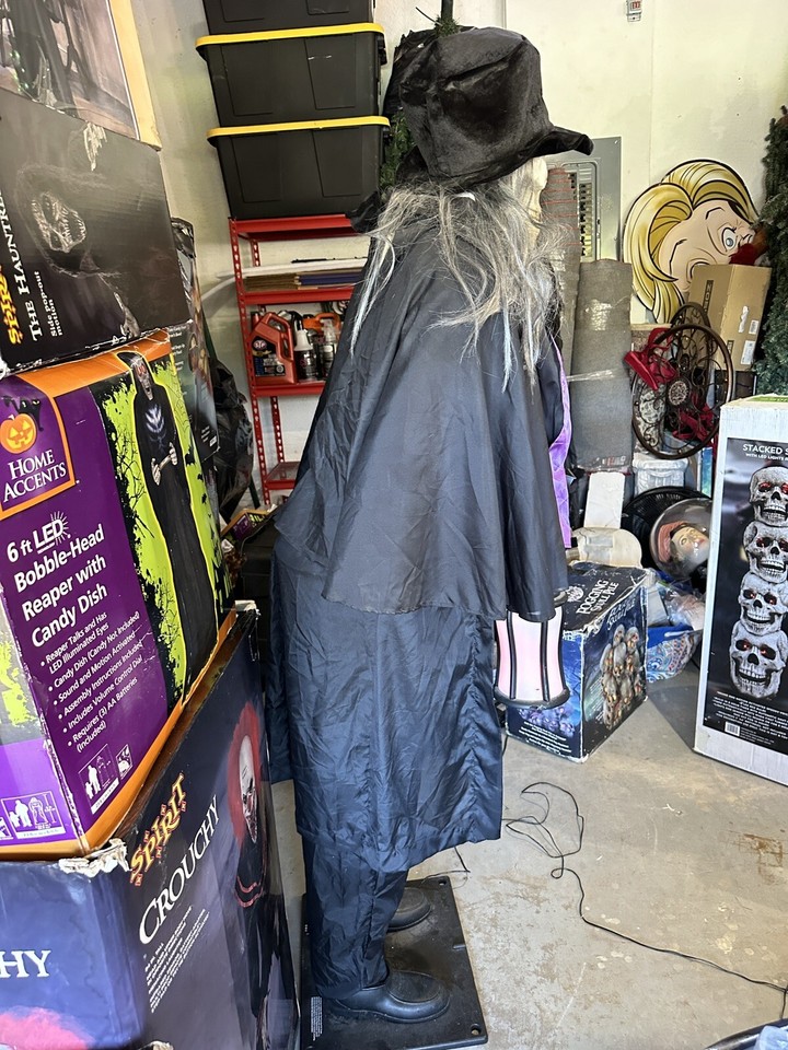 Halloween Decoration With Voice And Motion Halloween Animated Sitting ...