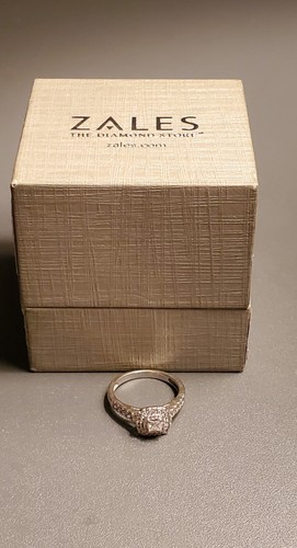 Diamond Princess-Cut Engagement Ring 1k Diamond and round 14k White ...