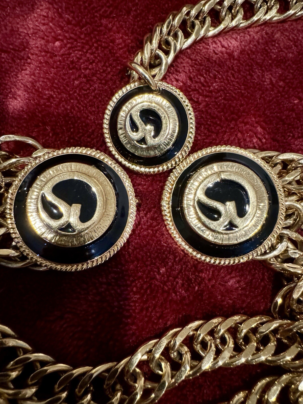 St. John Vintage TRIPLE-STRAND Chain Belt Drop Medall… - Gem