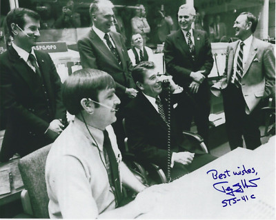TERRY HART Astronaut NASA Signed 8 x 10 Photo UNITED STATES AIR FORCE ...