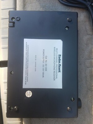 RADIO SHACK 32-1233 MULTI-CHANNEL PROFESSIONAL WIRELESS MICROPHONE ...