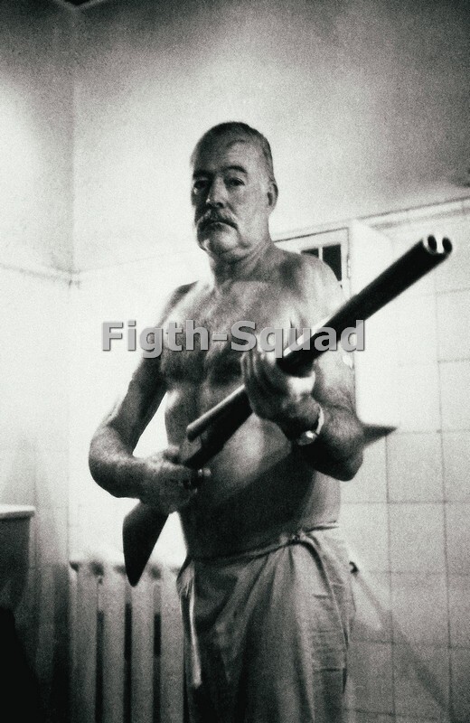 Picture Photo Ernest Hemingway photo print gun rifle vintage antique ...