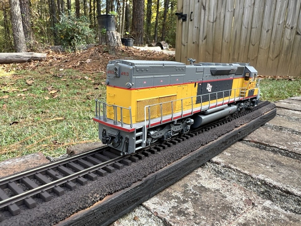 Athearn RTR Union Pacific LTEX 4912 SD45T-2 W/ Loksound DCC & Sound | eBay