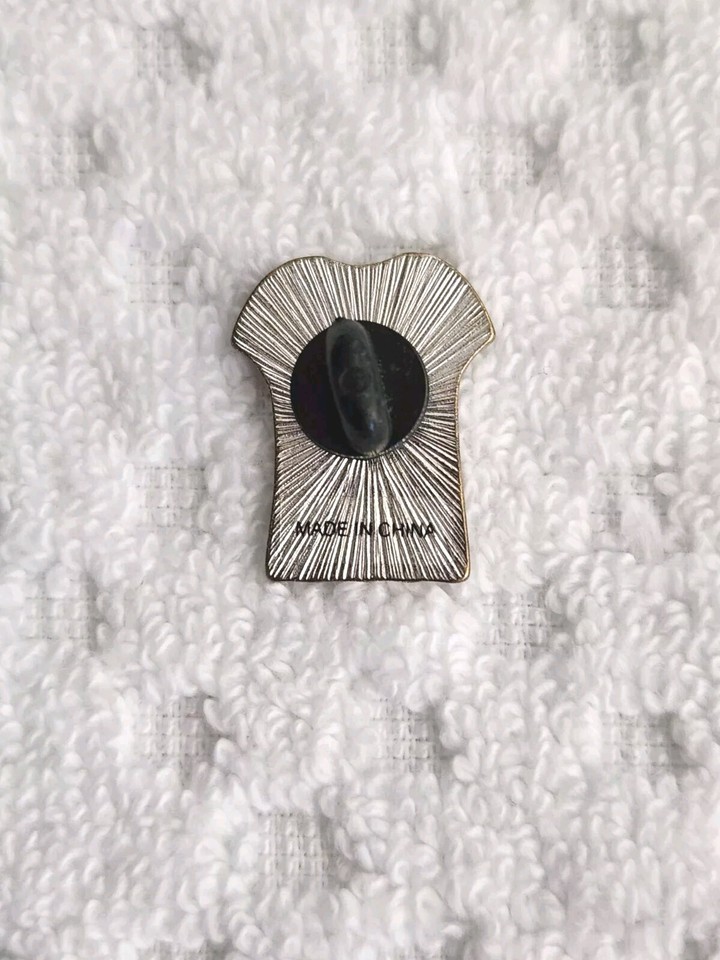 American Eagle Outfitters White Tshirt Pin, "I Can," 1 inch, Lapel Pin ...