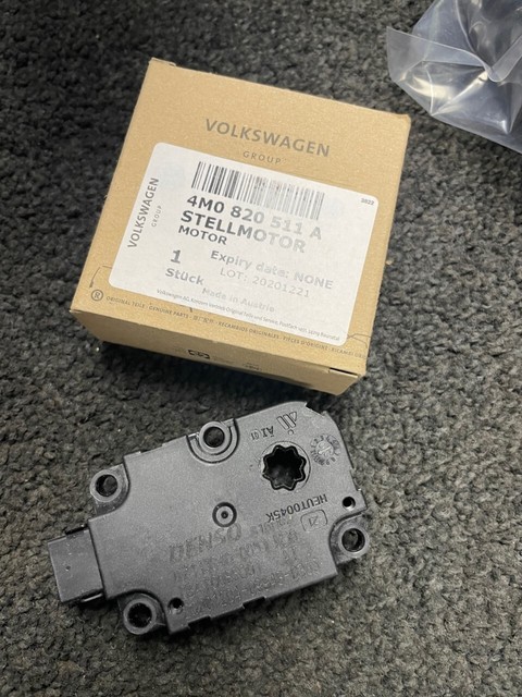 AUDI AIR INLET ACTUATOR MOTOR (VARIOUS MODELS) 4M0820511A GENUINE OEM ...