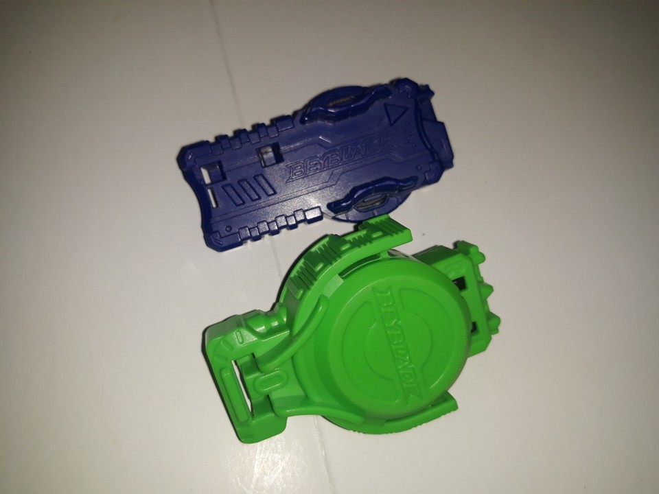 2017 Hasbro Beyblade Burst Turbo Battle League Launcher Green & Blue ...