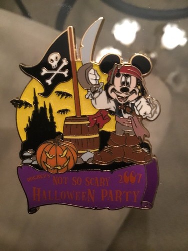 WDW MNSSHP Halloween Party 2007 Logo Pirate Mickey Mouse LE 4000 Disney ...