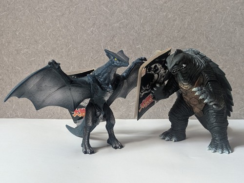 Bandai Soft Vinyl Gamera 1999 & Gyaos Hyper 2pcs Set 14cm Figures Good ...
