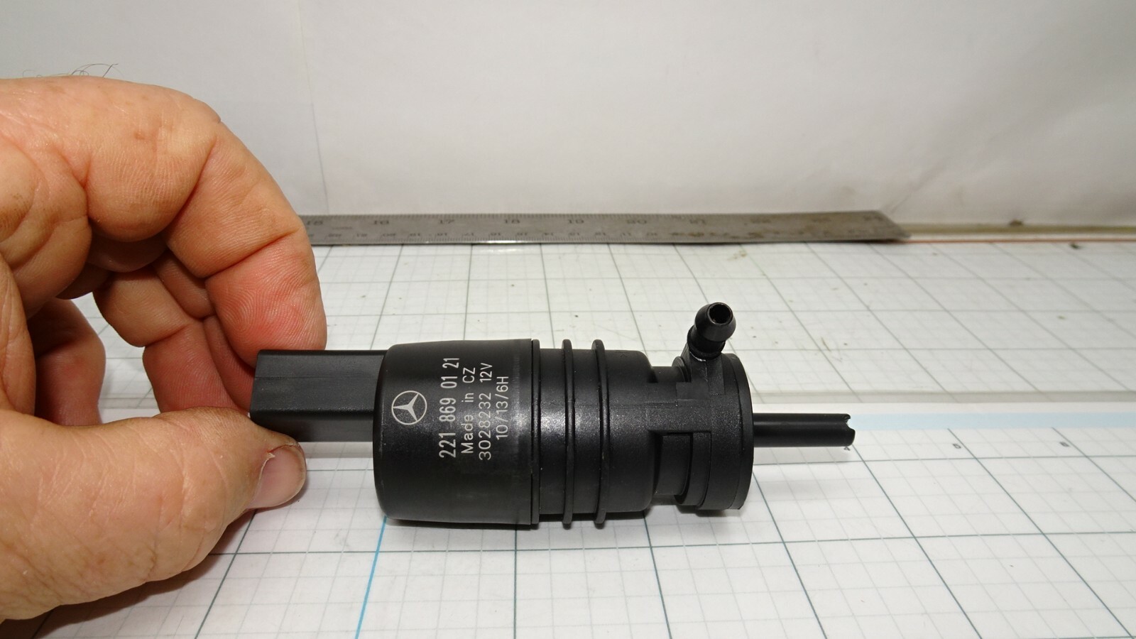 Mercedes Benz 221 869 01 20 Windshield Washer Pump and Motor Assy OEM ...