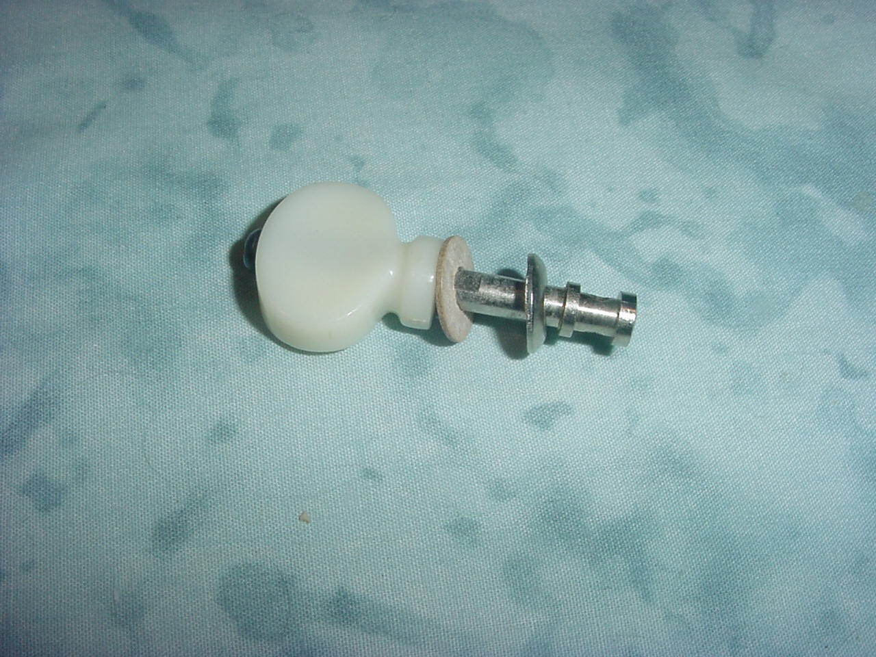 VINTAGE CHROME / WHITE UKULELE TUNER / TUNING MACHINE KEY / FERRULE | eBay
