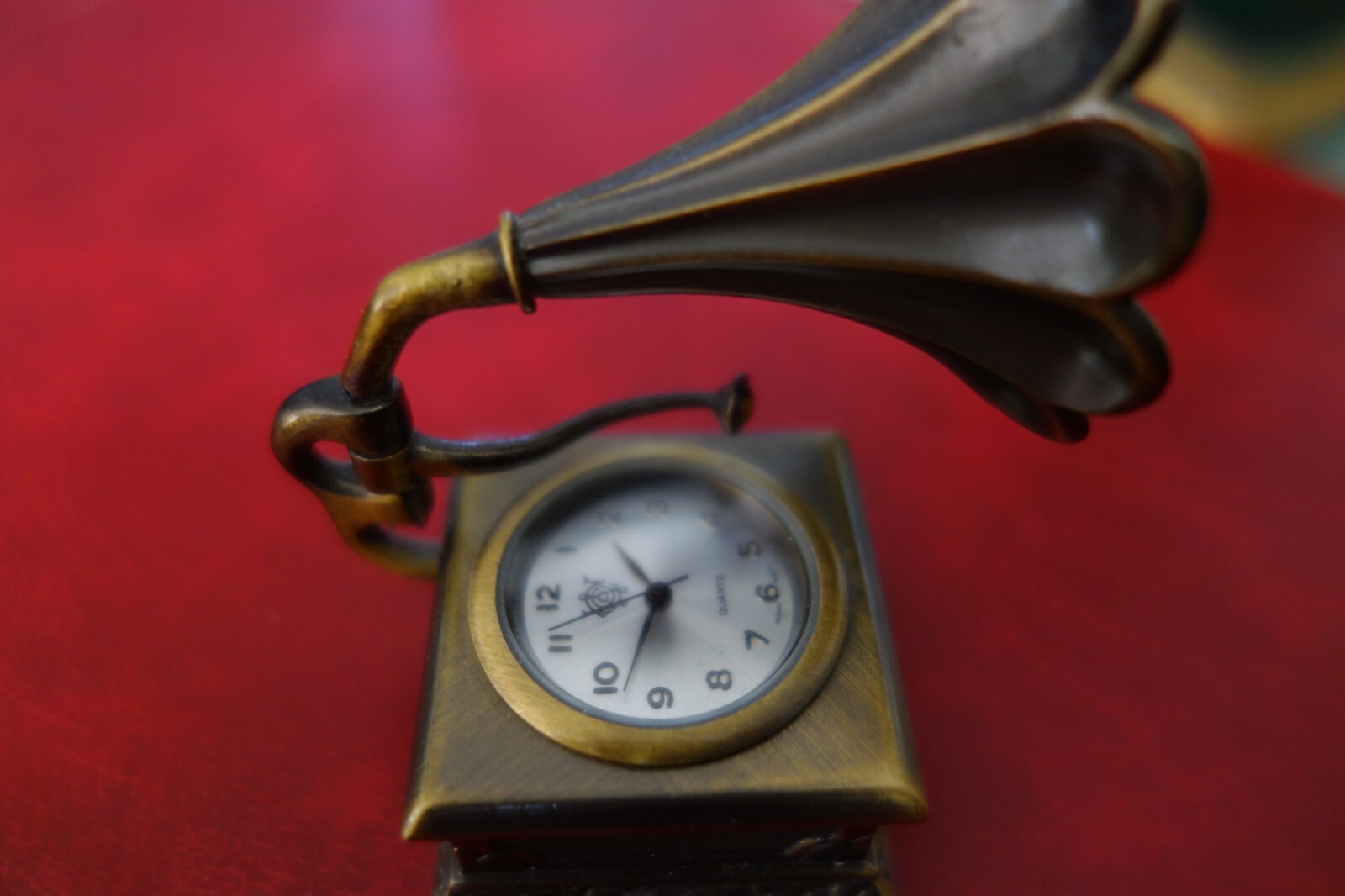 TIMEX Mini Brass Gramophone - Vintage, Collectible, Display Clock | eBay