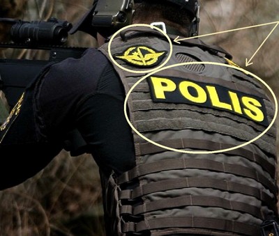 SWEDEN SWEDISH POLISEN POLIS PIKETEN PIKETENHETEN vℰlkro SWAT + 9" BACK ...