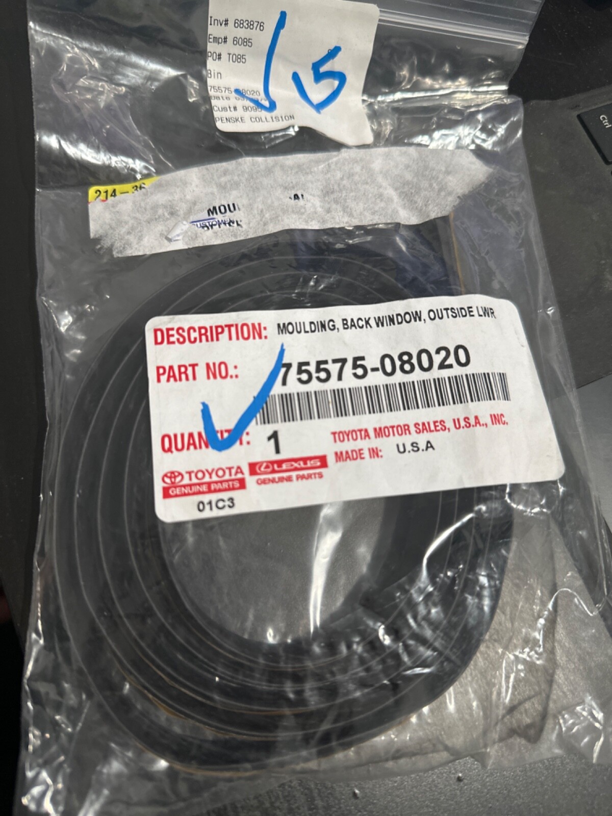 2021-2023 Toyota Sienna Rear Outside Lower Molding Back Window 75575 ...