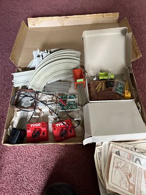 Tyco US-1 ELECTRIC TRUCKING INTERSTATE SET | eBay