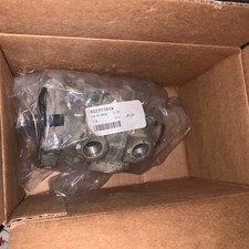 Volvo GENUINE MACK 85153491 FOOT BRAKE VALVE 20QE3409 | 20990660 ...