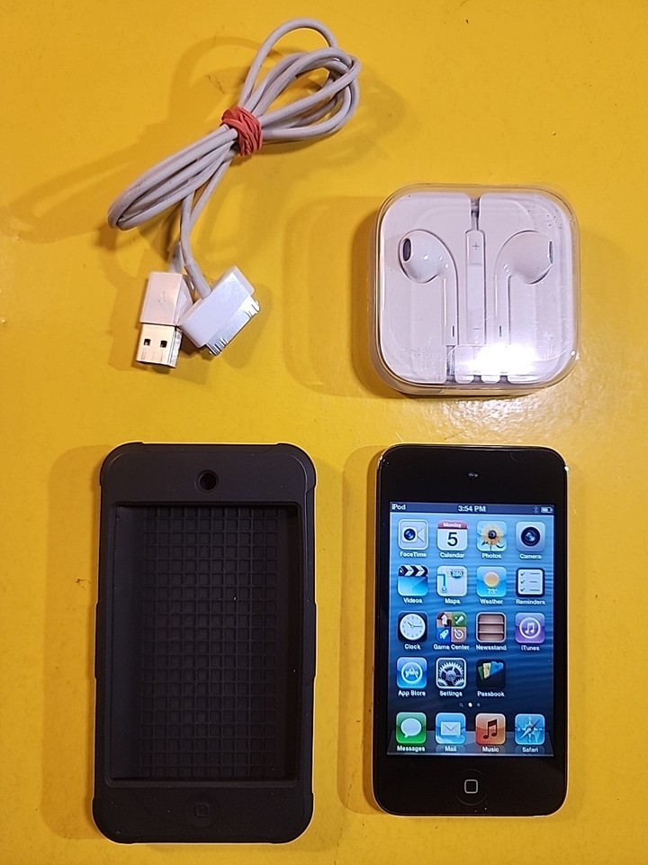 iPod 4th Gen Touch (32 GB) A1367 Very Good Used :) | eBay
