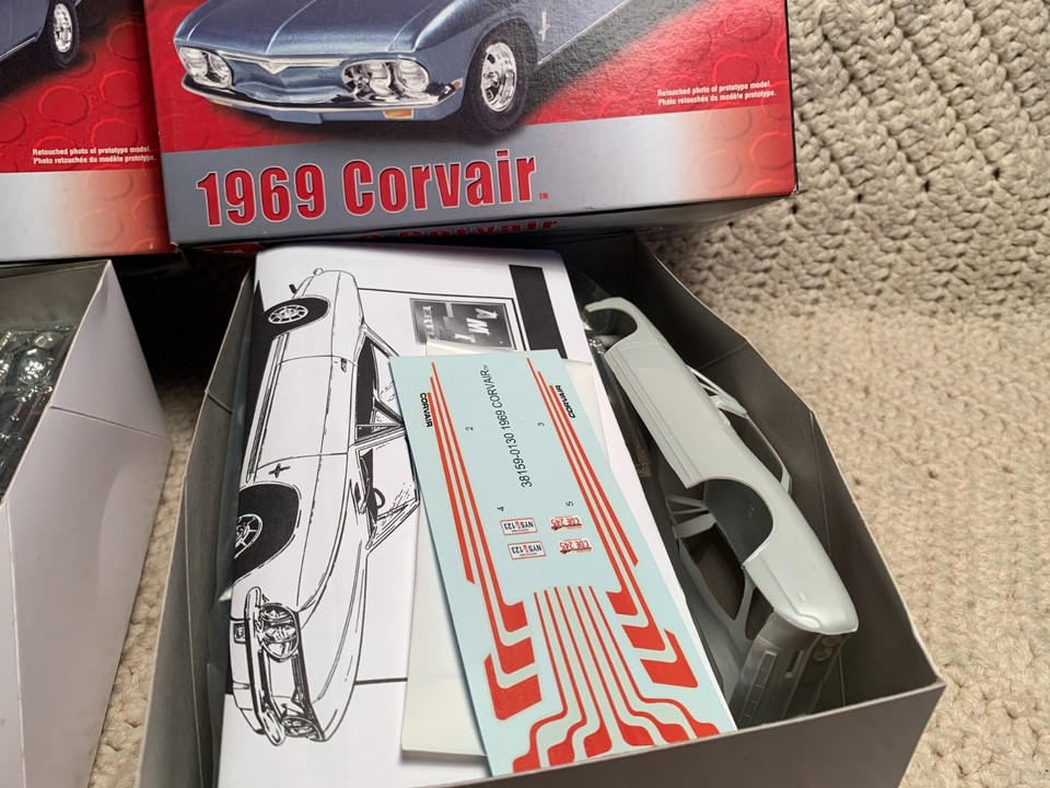 1/25 AMT Lot Of 2 1969 Corvair Sport Coupe Unbuilt Model Kits Groovy | eBay
