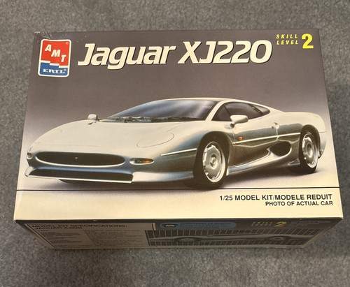 AMT Ertl 8608 1/25 Scale 1993 Jaguar XJ220 Coupe Plastic Model Kit Open ...
