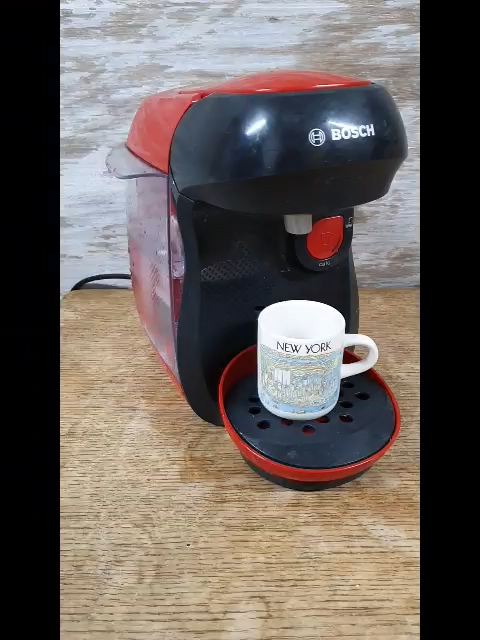 TASSIMO by Bosch Happy TAS1003GB Coffee Machine, 1.4KW, 0.7L, Black ...