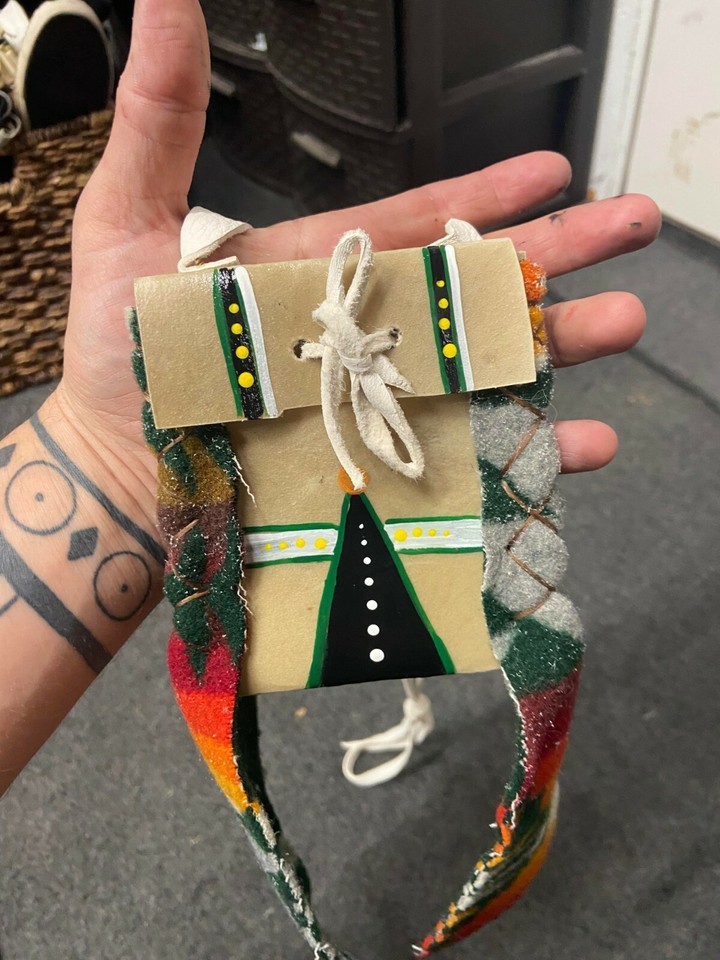 Native American Made Parfleche bag deer Rawhide leather bag pow wow ...