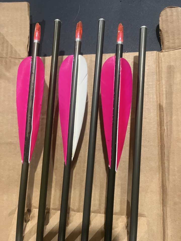 Box Of Vintage Arrows Broken Arrow Archery Lanes West Allis Wisconsin ...