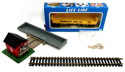 Life-Like HO Scale Gravel Dump Station + McKeesport Coal Co Dumping Car ...