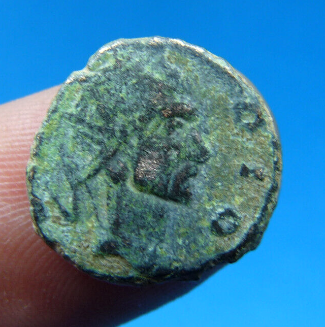 ROMAN COIN GOOD EMPEROR DEIFIED CLAUDIUS II GOTHICUS FIRE ALTAR BRONZE ...