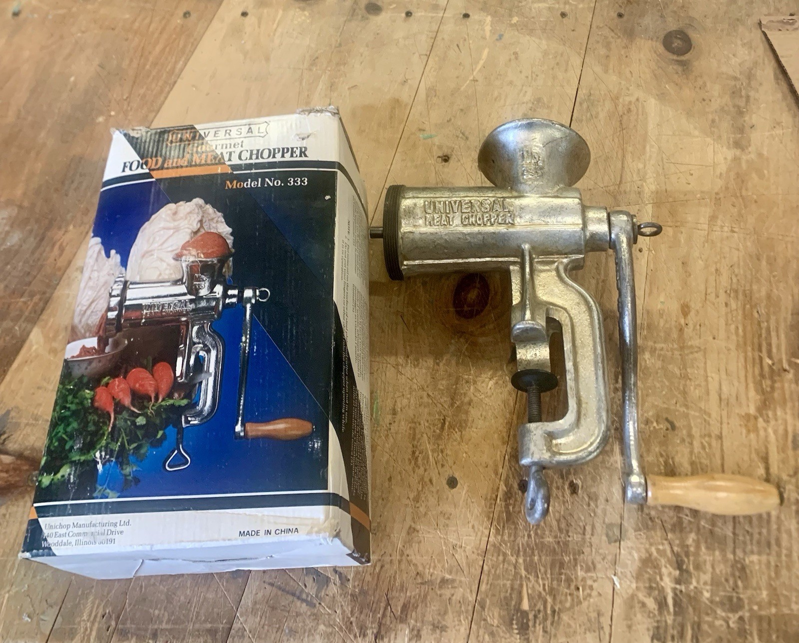 UNIVERSAL Meat Chopper No #333 - Landers, Frary, & Clark -WITH BOX ...