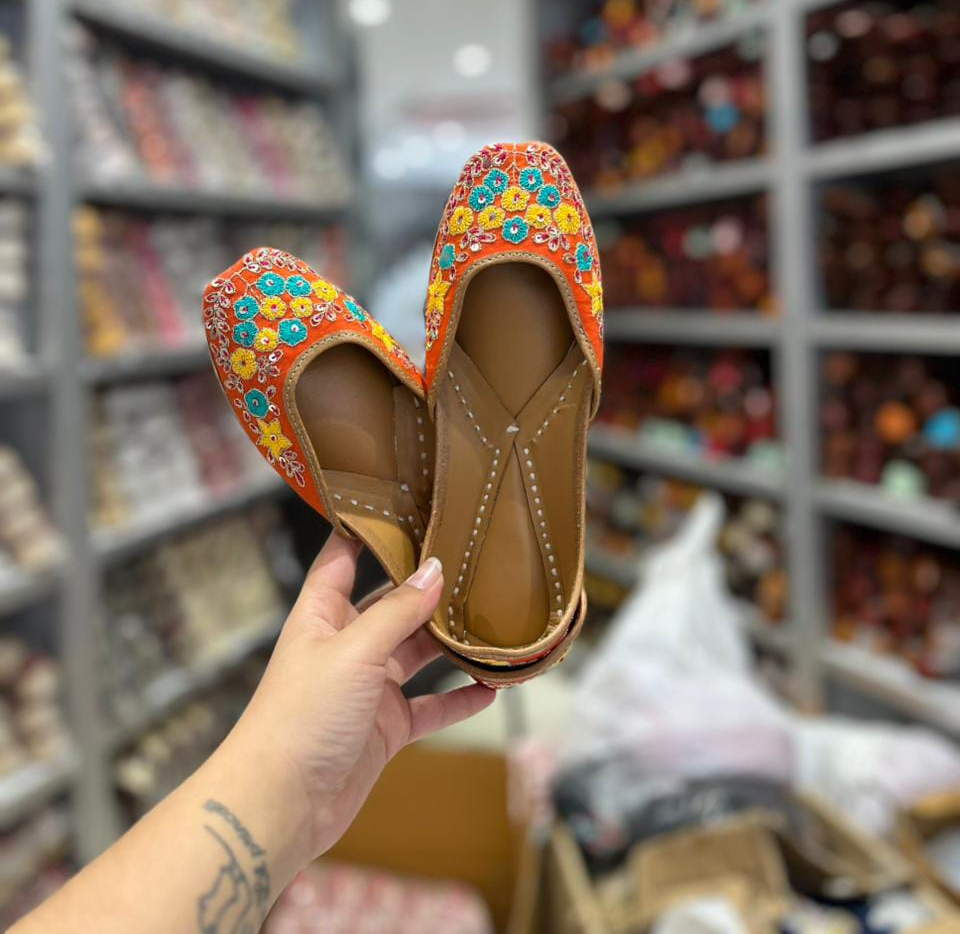 Women wedding Amritsari designer handmade jutti mojari UK size 4-10 ...