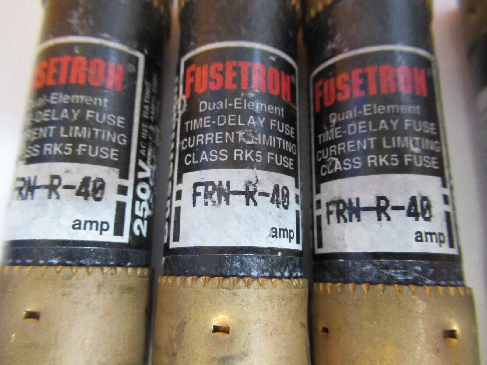 LOT INDUSTRIAL FUSES FUSE FRN-R-35 -40 AS PICTURED &3K-A-93 | eBay