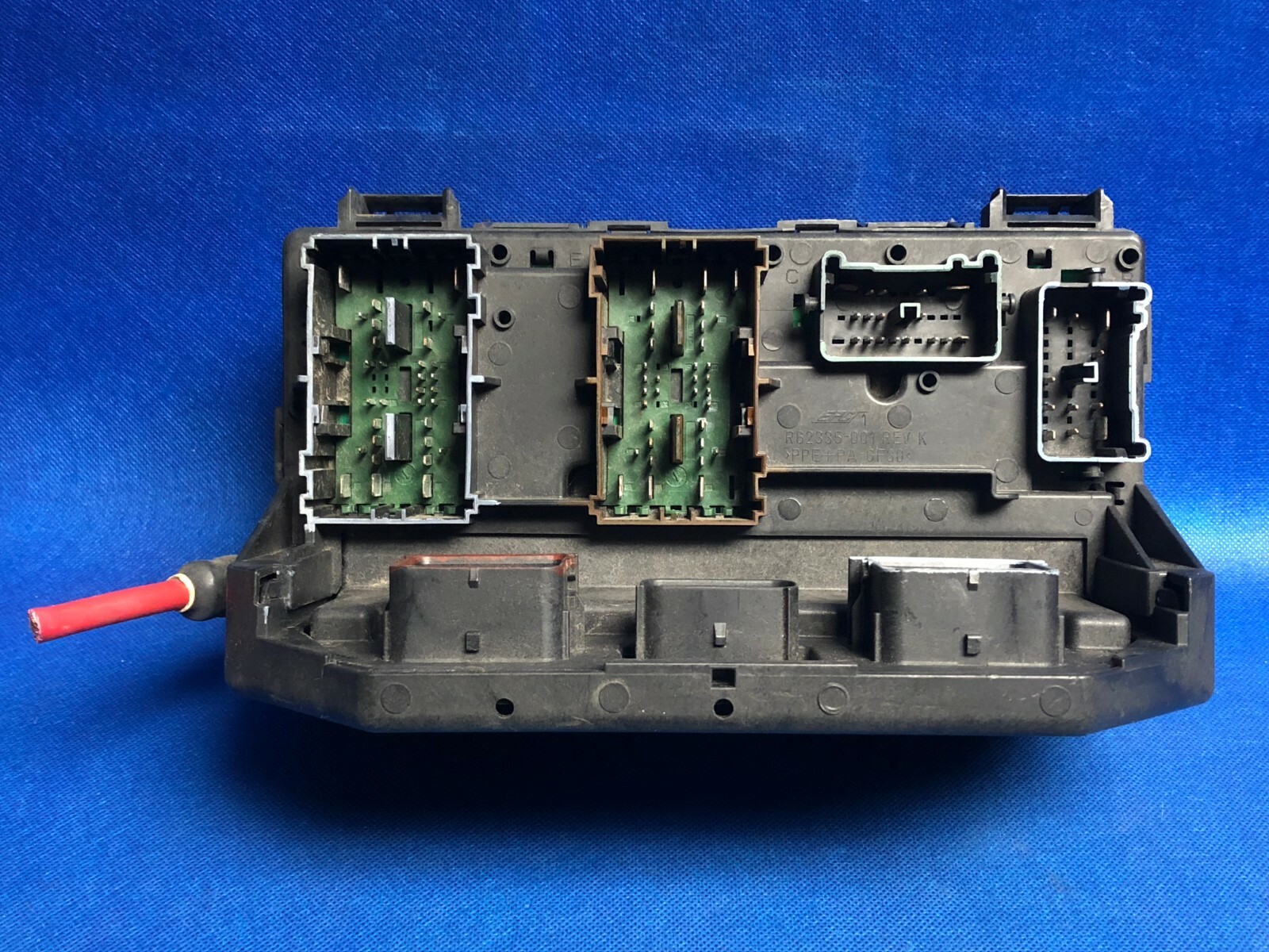 2011 11 Dodge Caravan Integrated Power Module Fuse Relay Box TIPM ...