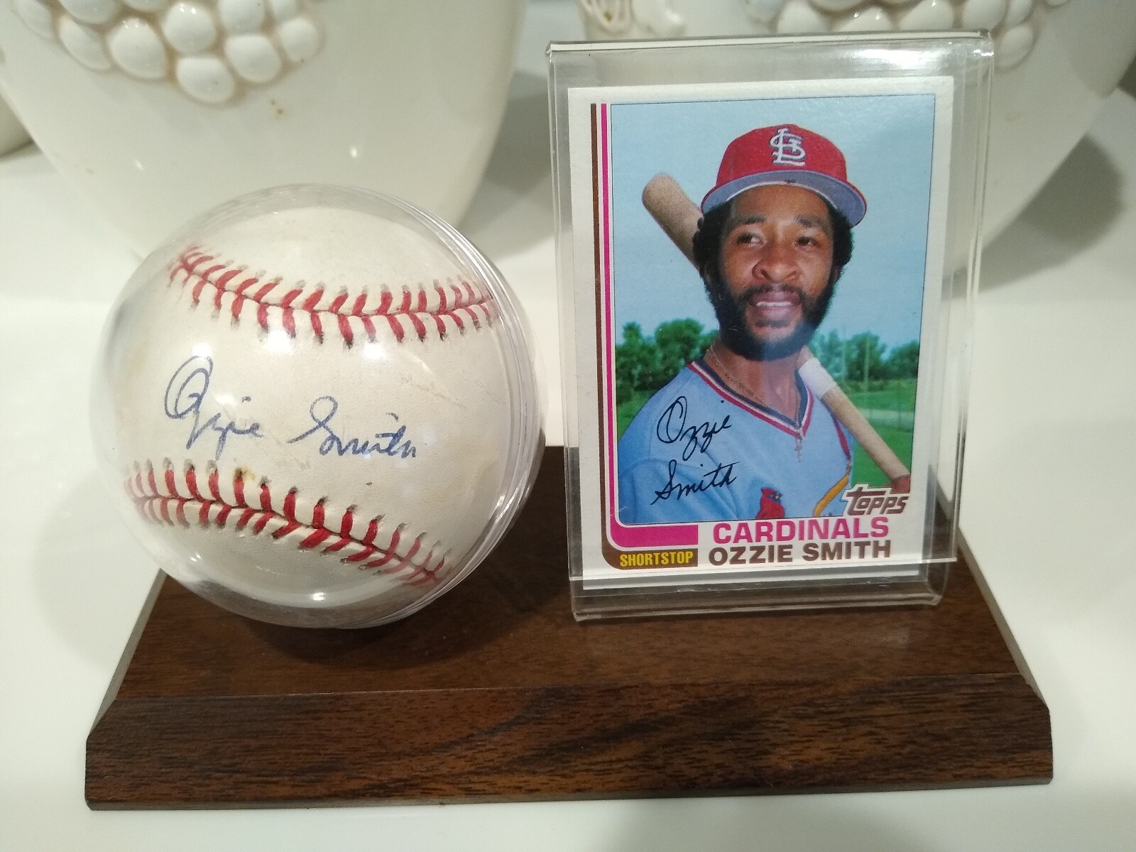 Ozzie Smith Card Autographed Baseball 1982 Topps Cardinals Exclusive ...