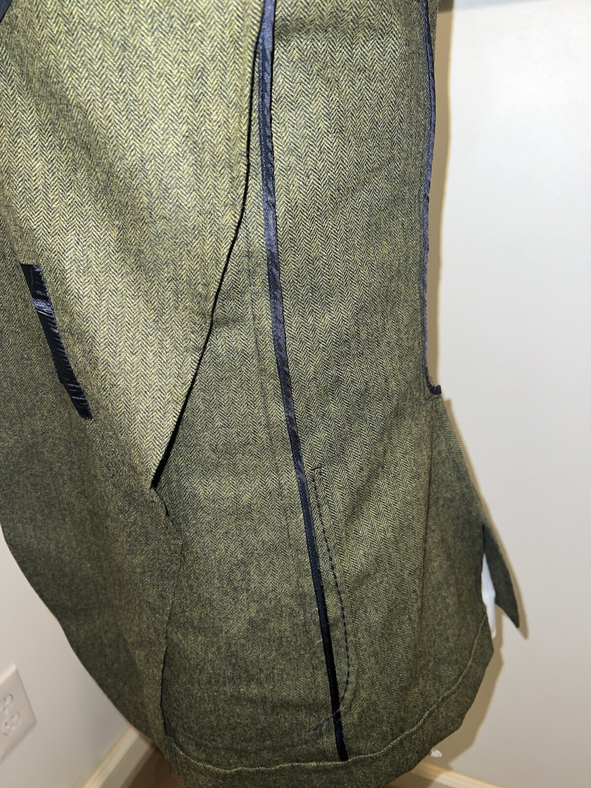 The Gentleman's Jacket by Southern Proper Herringbone Tweed Wool Blazer ...