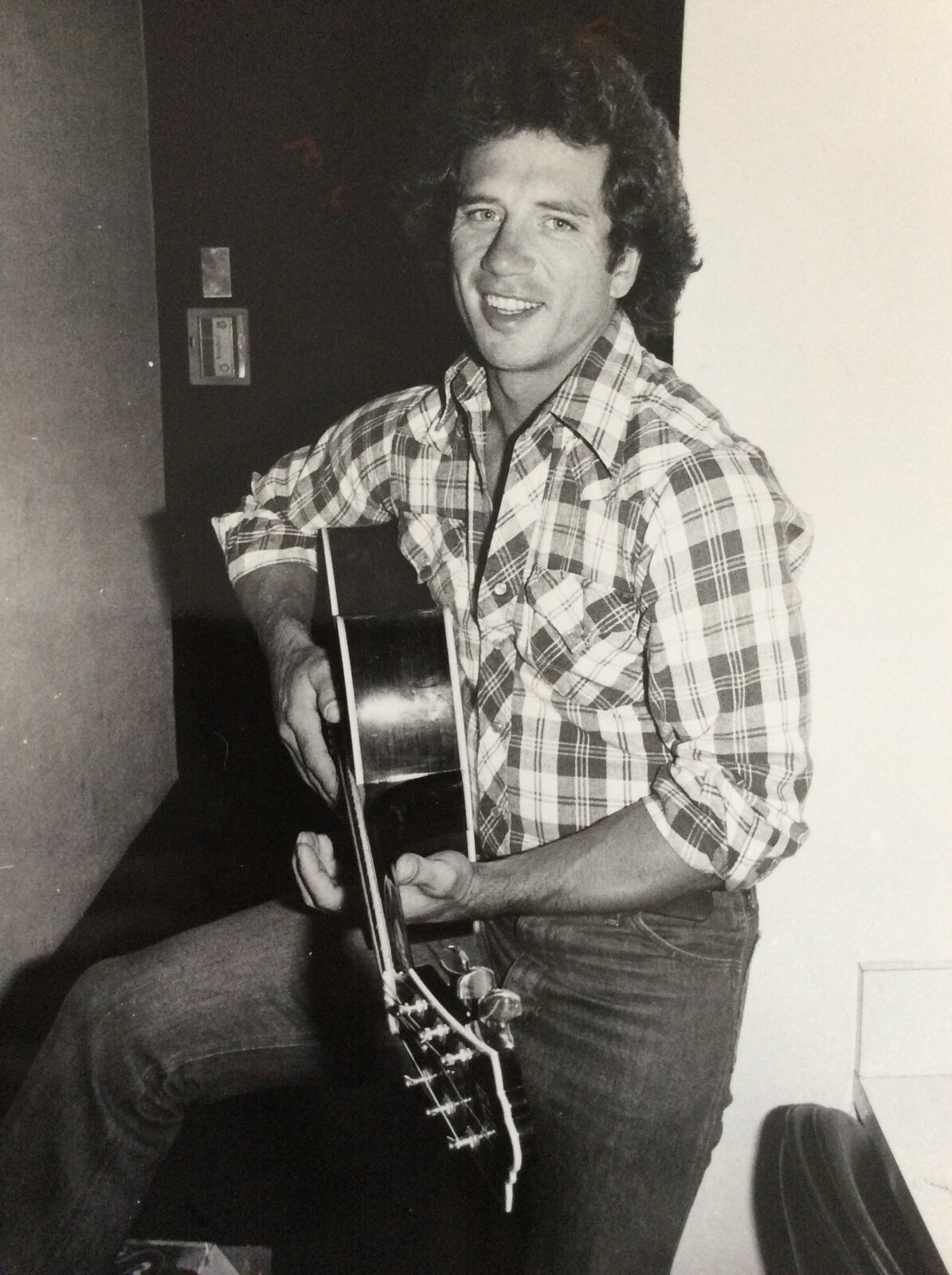 Rare Original VTG Tom Wopat from Dukes of Hazzard Playing Guitar ...