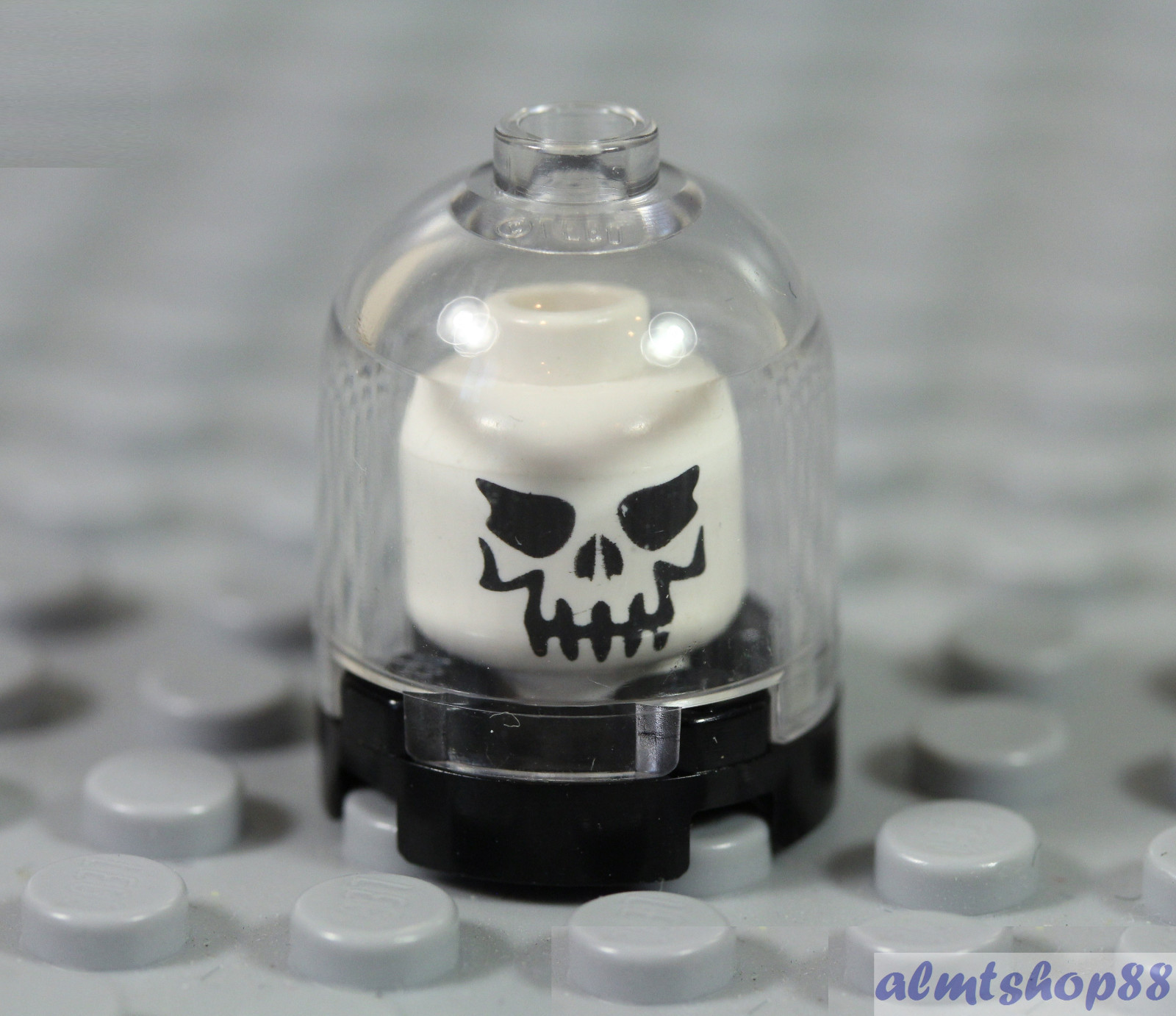 LEGO - Skull Evil w/ Eyebrow Display Brain Jar Skeleton Minifigure Head ...