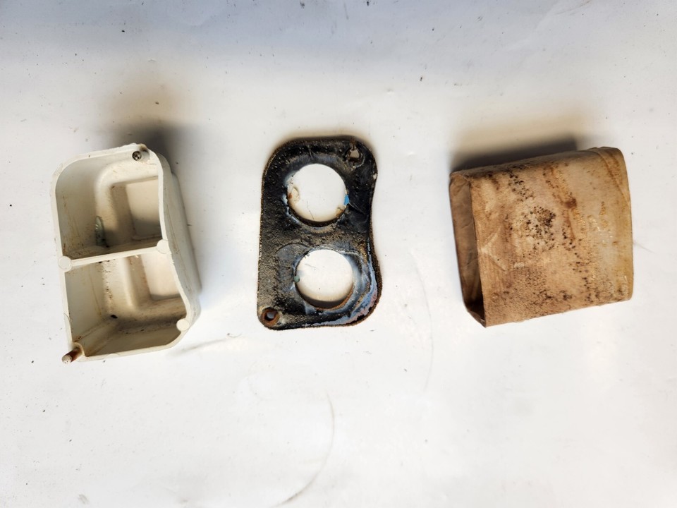 Corvette OEM Original 1972 1976 center gauge tell tail lens housing | eBay