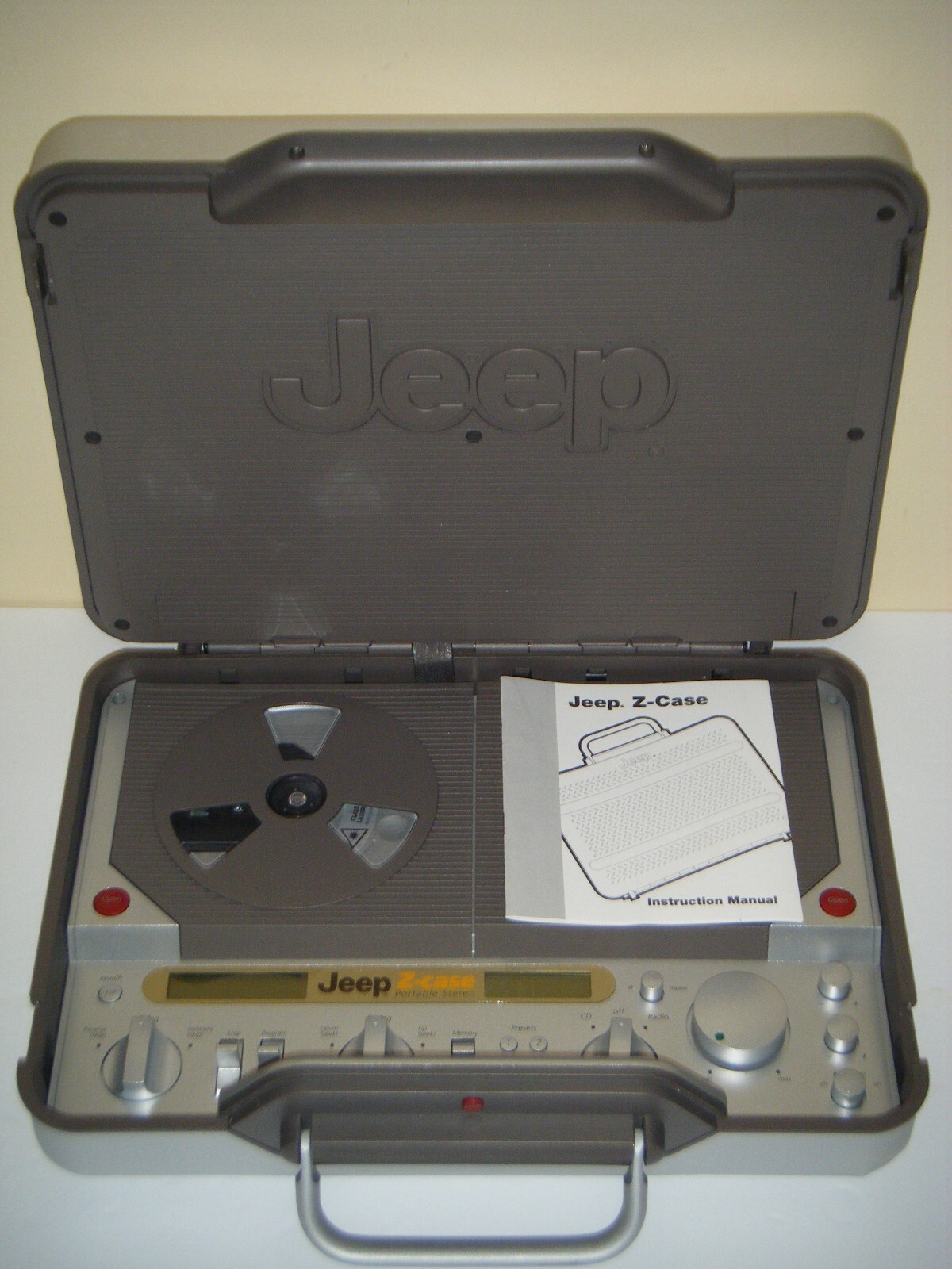 Jeep Z-Case Model ZC-PSB-9 Portable Stereo Boombox Radio CD Player | eBay