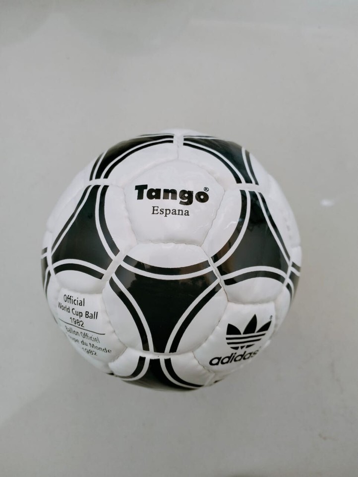 adidas historical mini ball set 14 pcs for collector FIFA world cup ...