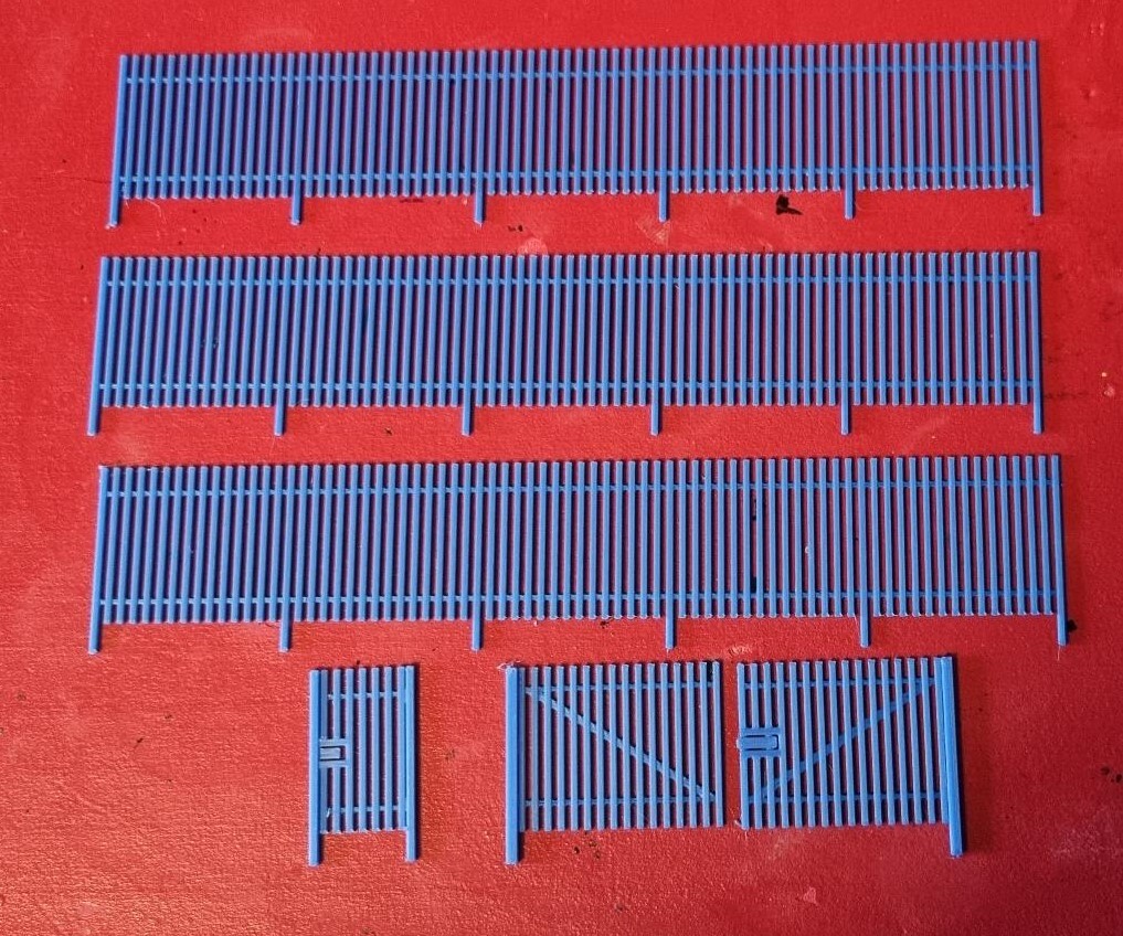 Model railway Scenery 1.76 Scale 8 foot Security Fencing OO Gauge 7 ...