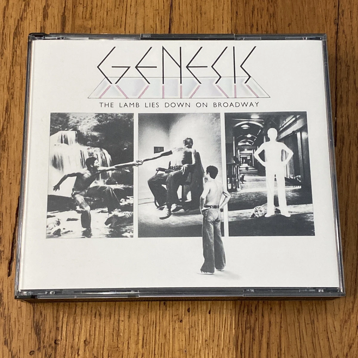 Genesis The Lamb Lies Down On Broadway