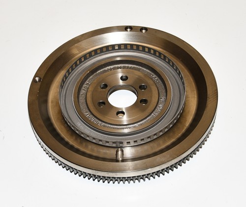 Schwungscheibe Schwungmasse Schwungrad 03D105333 Polo 6R LNR Original ...