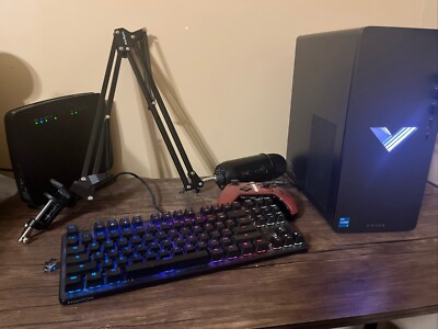 Victus Gaming PC, Gaming Keyboard, Xbox Controller, And Streaming ...