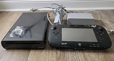 Nintendo Wii U Black 32GB Deluxe Console [WUP-101] & Gamepad [WUP-010 ...