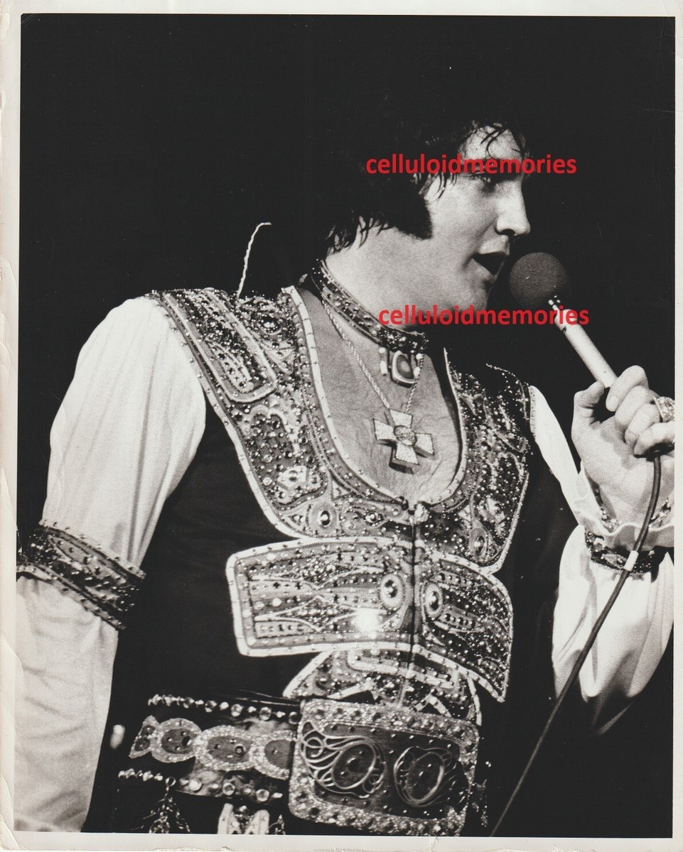 Elvis Presley In Concert 1975 December 13,1975 Midnight Show. One Of