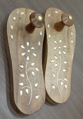Wooden Khadau Wooden Slippers Charan Paduka Mini Pooja Article Size 6 ...