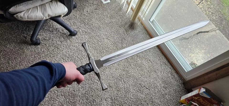 Hand forged battle ready Medieval Longsword 1075 carbon steel and ...